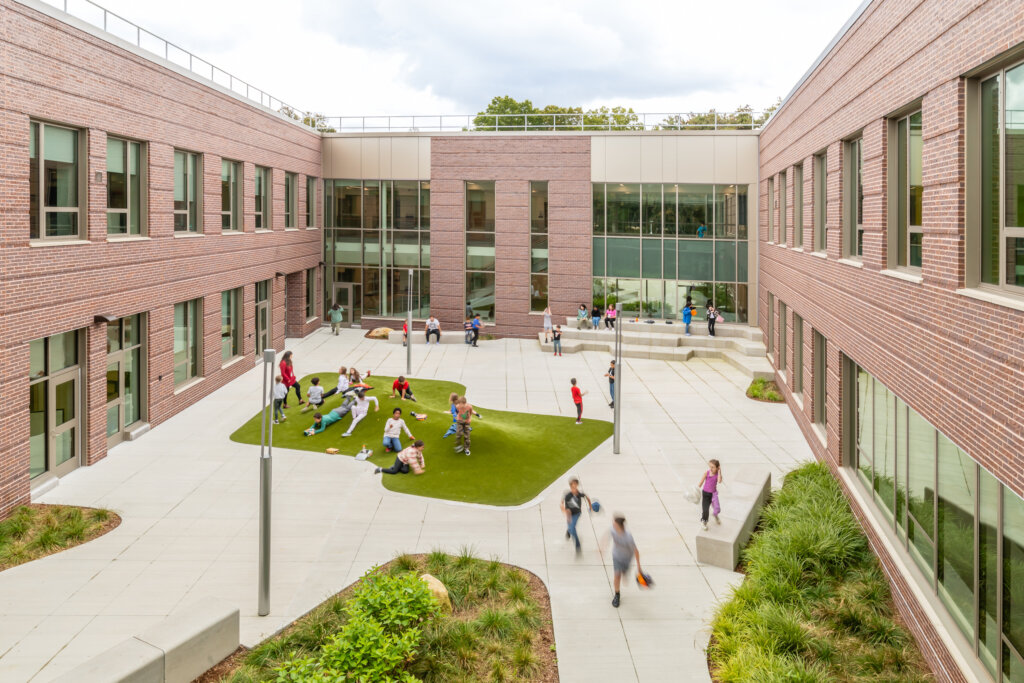 Phelps Elementary School in Rockland, MA - SMMA